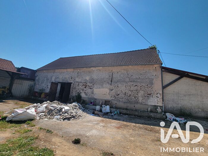 Bézu-Saint-Germain : Maison 1 pièce à vendre