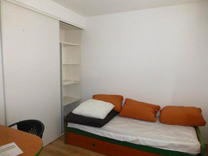 Appartement 1 pièce à louer - Centre-Neuf Bourg-Quesnoy-Delsaux-Musée-Cannoniers-Gare, Valenciennes