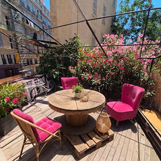 Appartement 4 pièces à Marseille 2ème, Hôtel de ville, à vendre