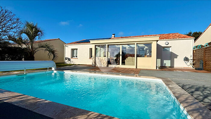 Maison à vendre - Longeville-sur-Mer - 4 pièces - 3 chambres