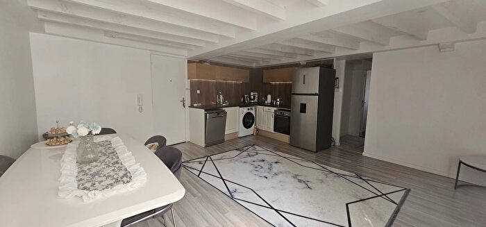 Appartement à vendre - Le Luc - 4 pièces - 3 chambres