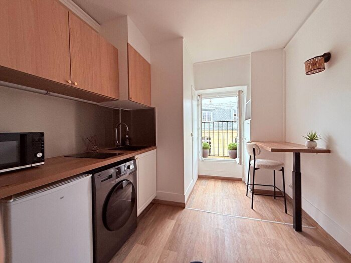 Appartement à louer - Chaillot, Paris ème - 1 pièce