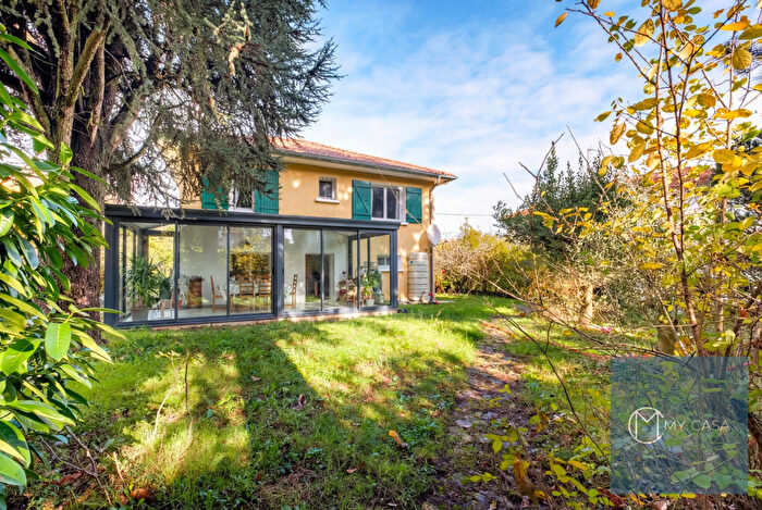 Maison à vendre - Champagne-au-Mont-dOr - 5 pièces - 4 chambres