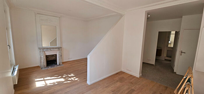 Saint-Ouen, Centre-ville : Appartement 2 pièces à vendre