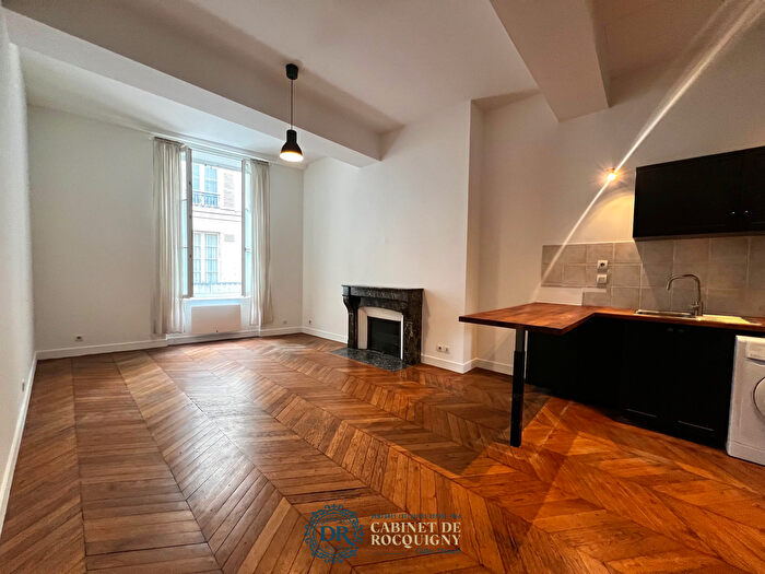 Appartement à louer - Orléans, Bannier, République - 2 pièces - 1 chambre