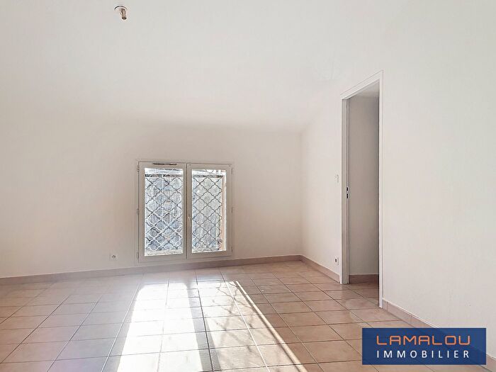 Appartement à louer - Saint-Chinian - 2 pièces - 1 chambre