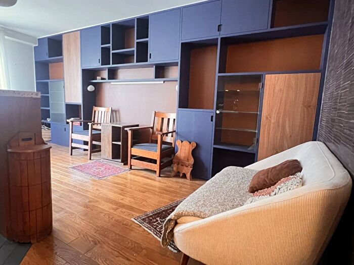 Appartement à louer - Bas Belleville, Paris ème arrondissement - 2 pièces - 1 chambre