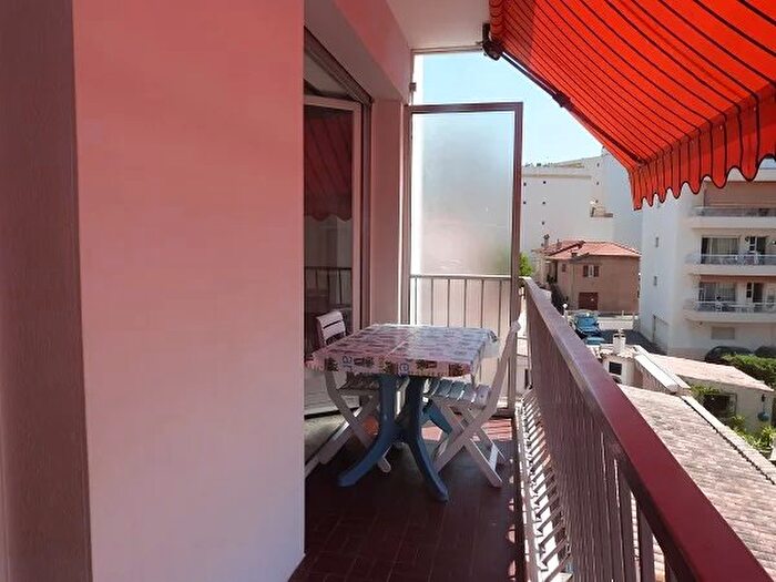 Appartement 1 pièce à louer à Cagnes-sur-Mer