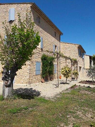 Maison 10 pièces à Bras-d'Asse, à vendre