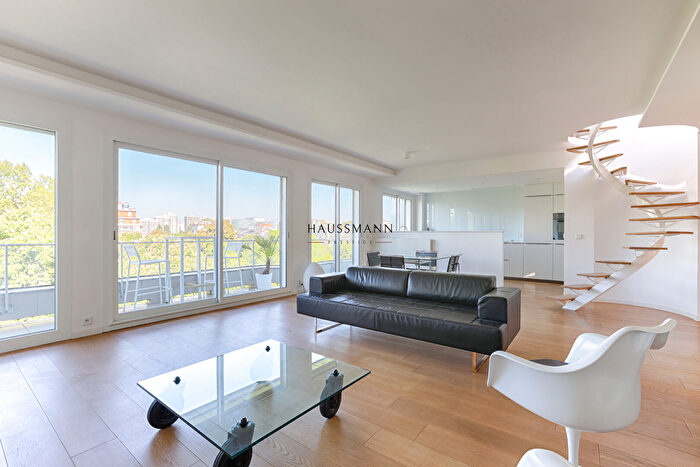 Neuilly-sur-Seine, Parc de Neuilly - Appartement 4 pièces à louer