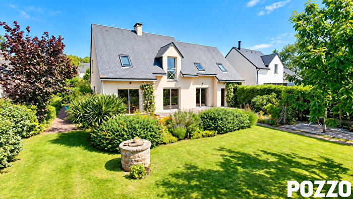 Saint-Jean-le-Thomas : Maison 5 pièces à vendre