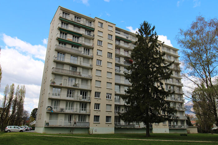 Appartement à vendre - Saint-Martin-dHères, Teyssere - 4 pièces - 2 chambres