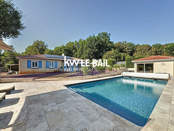 Maison à vendre - Fumel - 5 pièces - 4 chambres