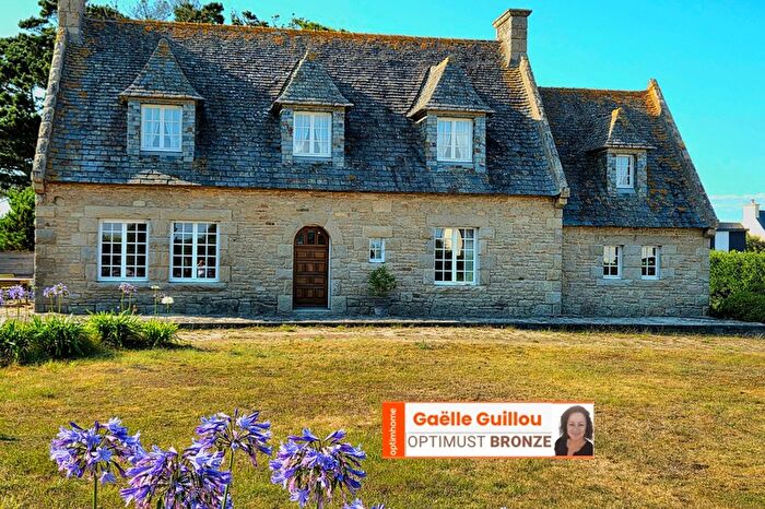 Cléder : Maison 8 pièces à vendre