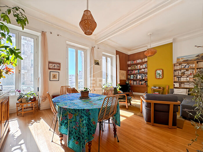 Appartement à vendre - Marseille e , Saint-Victor - 6 pièces - 4 chambres