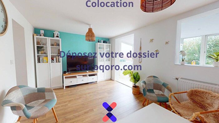 Appartement à louer - Le Bois Saint Louis, Orvault - 9 pièces - 8 chambres