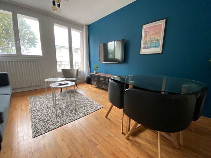 Appartement à louer - Centre, Brest - 1 pièce - 3 chambres