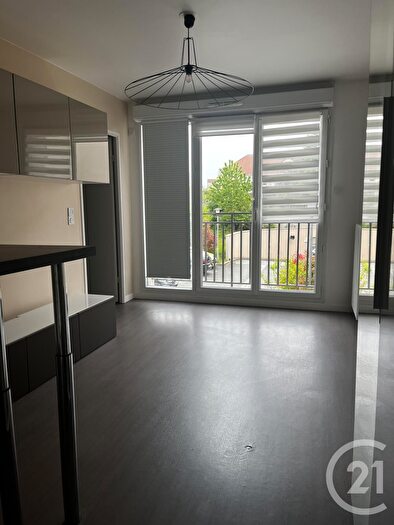 Appartement à louer - Trappes, Centre-ville, Jaurès, Gare - 2 pièces - 1 chambre