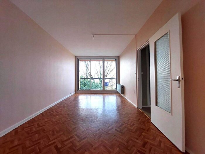 Appartement à louer - Aurence, Limoges - 4 pièces - 2 chambres