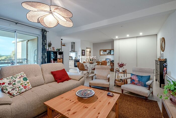 Appartement à vendre - Oppède - 3 pièces - 2 chambres