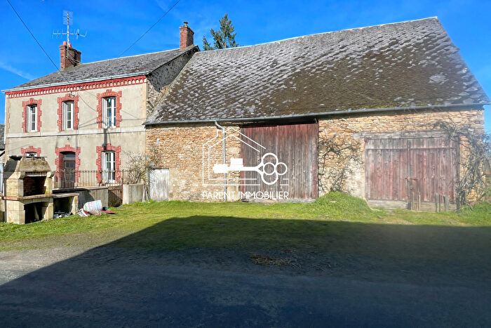 Maison à vendre - Saint-Agnant-de-Versillat - 5 pièces - 3 chambres