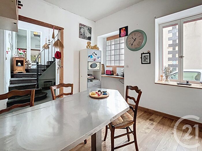 Maison à vendre - Riom, Centre-ville - 4 pièces - 2 chambres