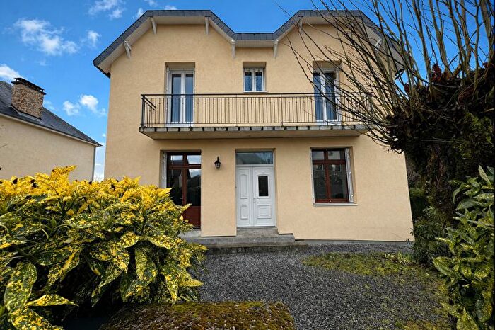 Maison à vendre - Égletons - 8 pièces - 5 chambres