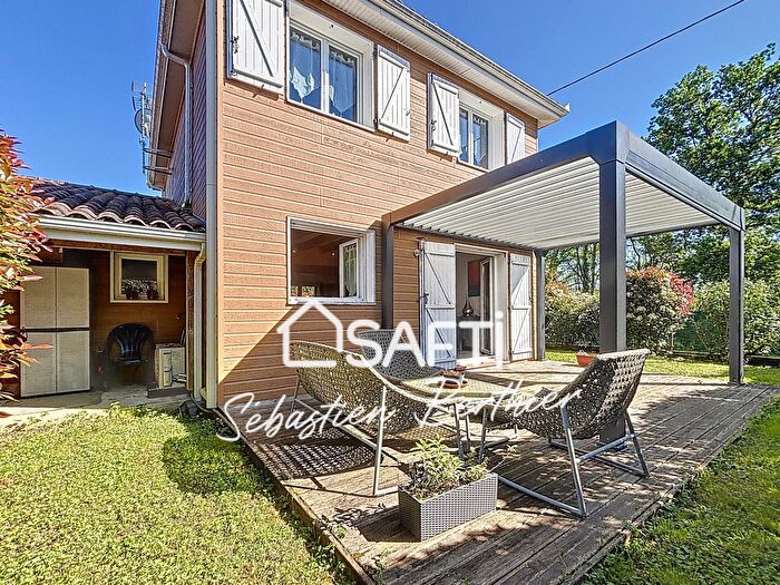 Maison à vendre - Lavaur - 4 pièces - 3 chambres