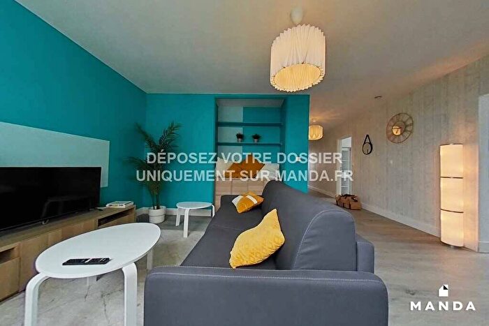 Appartement à louer - Activités, Orléans - 4 pièces - 3 chambres