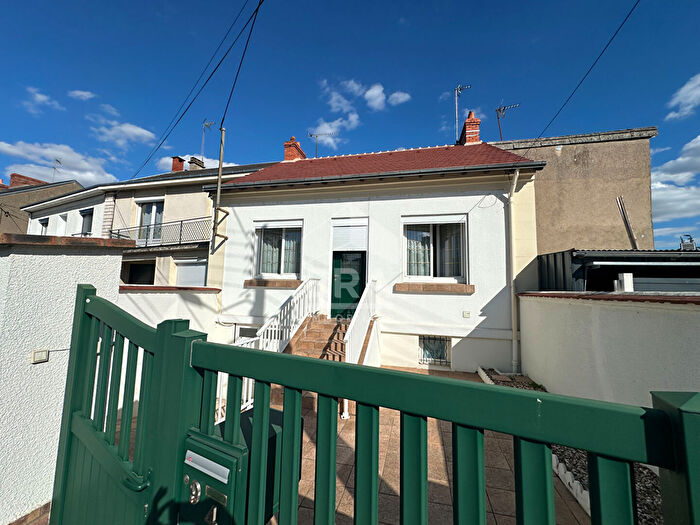 Maison 4 pièces à Châteauroux, Bitray, La Belle Etoile, Le Buxerioux, Le Fontchoir, à vendre