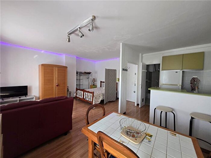 Appartement 1 pièce à louer - Valréas