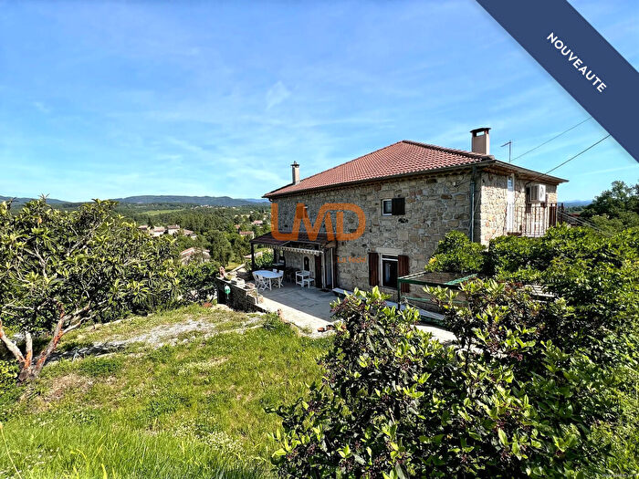 Maison 8 pièces à Lablachère, à vendre