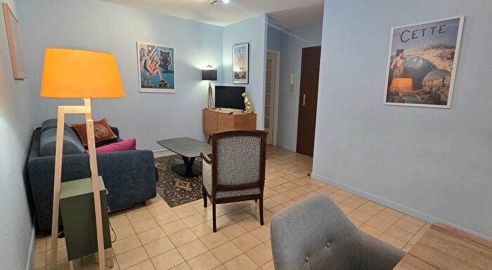 Appartement à vendre - Sète, La Gare - 2 pièces - 1 chambre