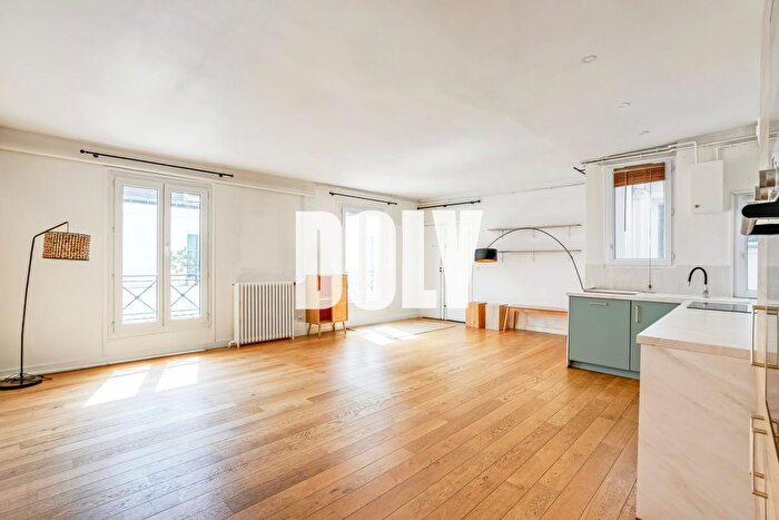 Paris 10ème, Porte Saint-Martin, Paradis : Appartement 3 pièces à vendre