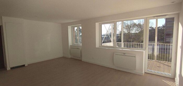 Zone Industrielle de Cantimpré, Cambrai : Appartement 2 pièces à louer