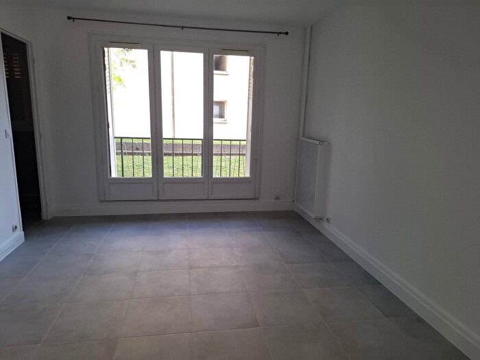 Le Vieux-Saint-Maur, Saint-Maur-des-Fossés : Appartement 1 pièce à louer