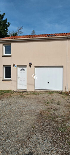 Maison 5 pièces à Saint-Léger-les-Vignes, à vendre