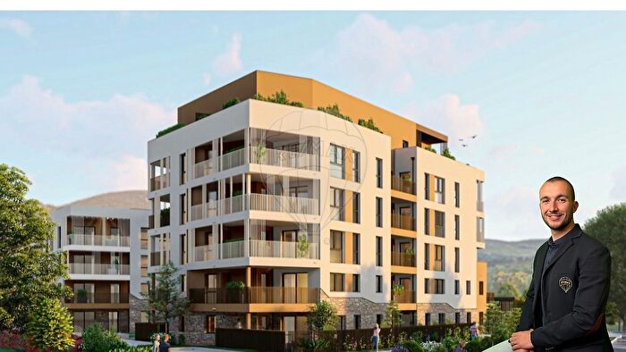 Appartement à vendre - Cluses, Centre-ville - 2 pièces - 1 chambre