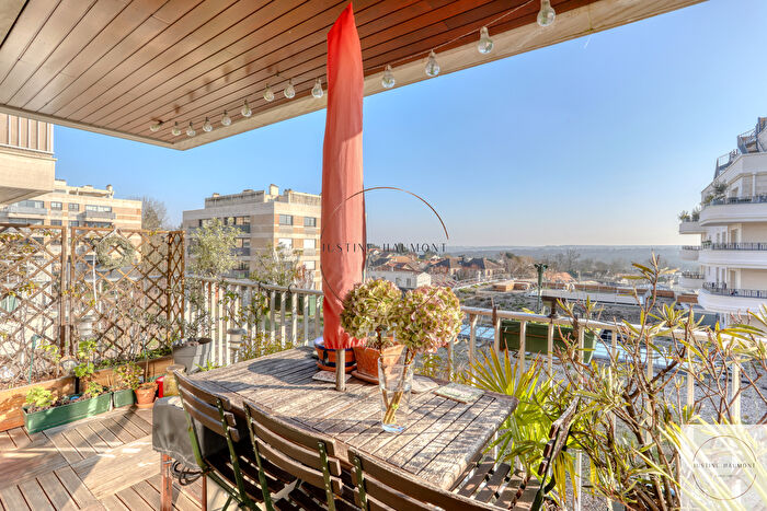 Appartement 5 pièces à vendre à Garches, Porte Jaune, Petit Garches