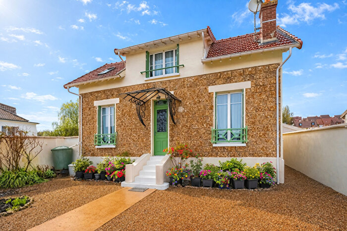 Maison à vendre - Gargenville - 6 pièces - 3 chambres