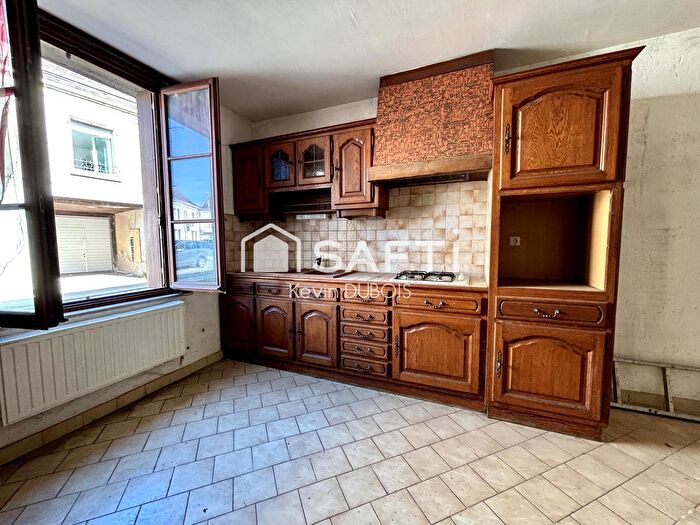 Maison à vendre - Scorbé-Clairvaux - 5 pièces - 3 chambres