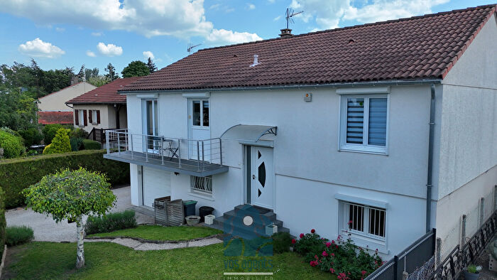 Maison à vendre - Clermont-Ferrand, Herbet, Brezet, Saint-Jean - 7 pièces - 5 chambres