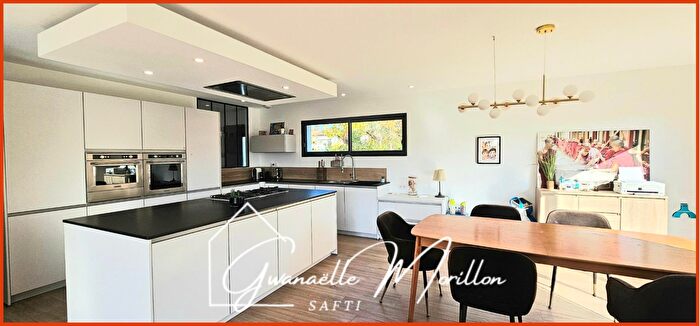 Maison 5 pièces à Beychac-et-Caillau, à vendre
