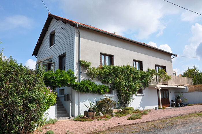 Maison 7 pièces à Loddes, à vendre