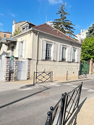 Maison 6 pièces à vendre - Courbevoie, Marceau République