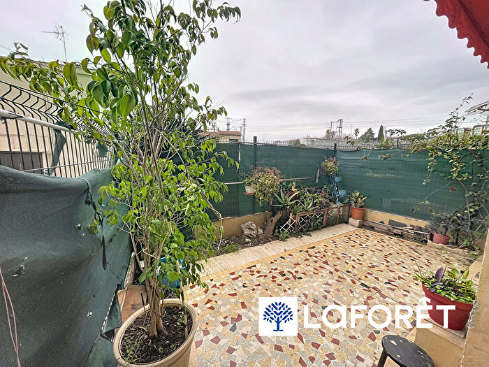 Appartement à vendre - Cagnes-sur-Mer, La Gare, Les Plans, Hippodrome - 1 pièce