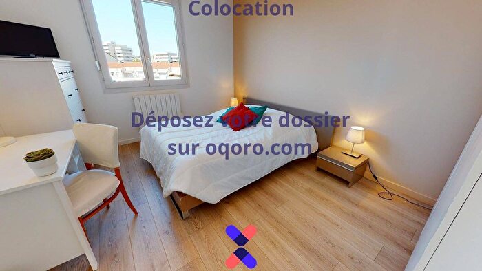 Appartement à louer - Charpennes-Tonkin, Villeurbanne - 6 pièces - 5 chambres