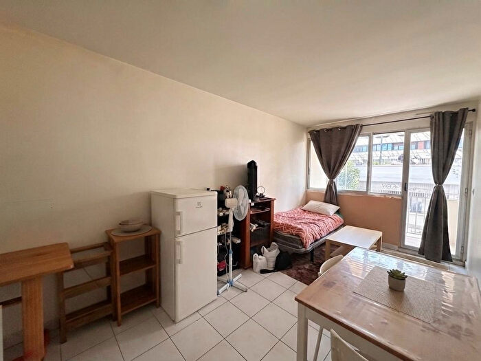 Appartement 1 pièce à vendre à Grigny, Grigny, Gare