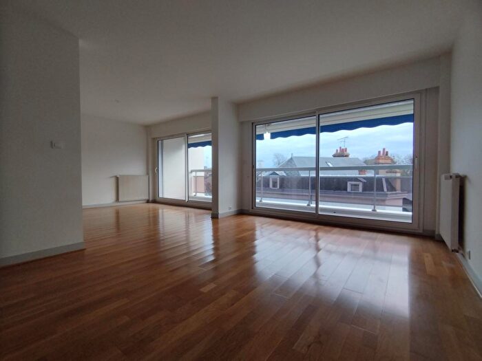 Appartement à louer - Orléans, Dunois, Châteaudun - 4 pièces - 2 chambres