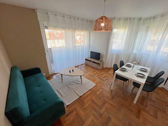 Crêt de Roc, Saint-Étienne - Appartement 2 pièces à louer